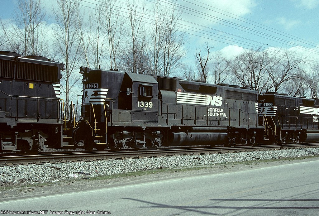 NS GP40 1339